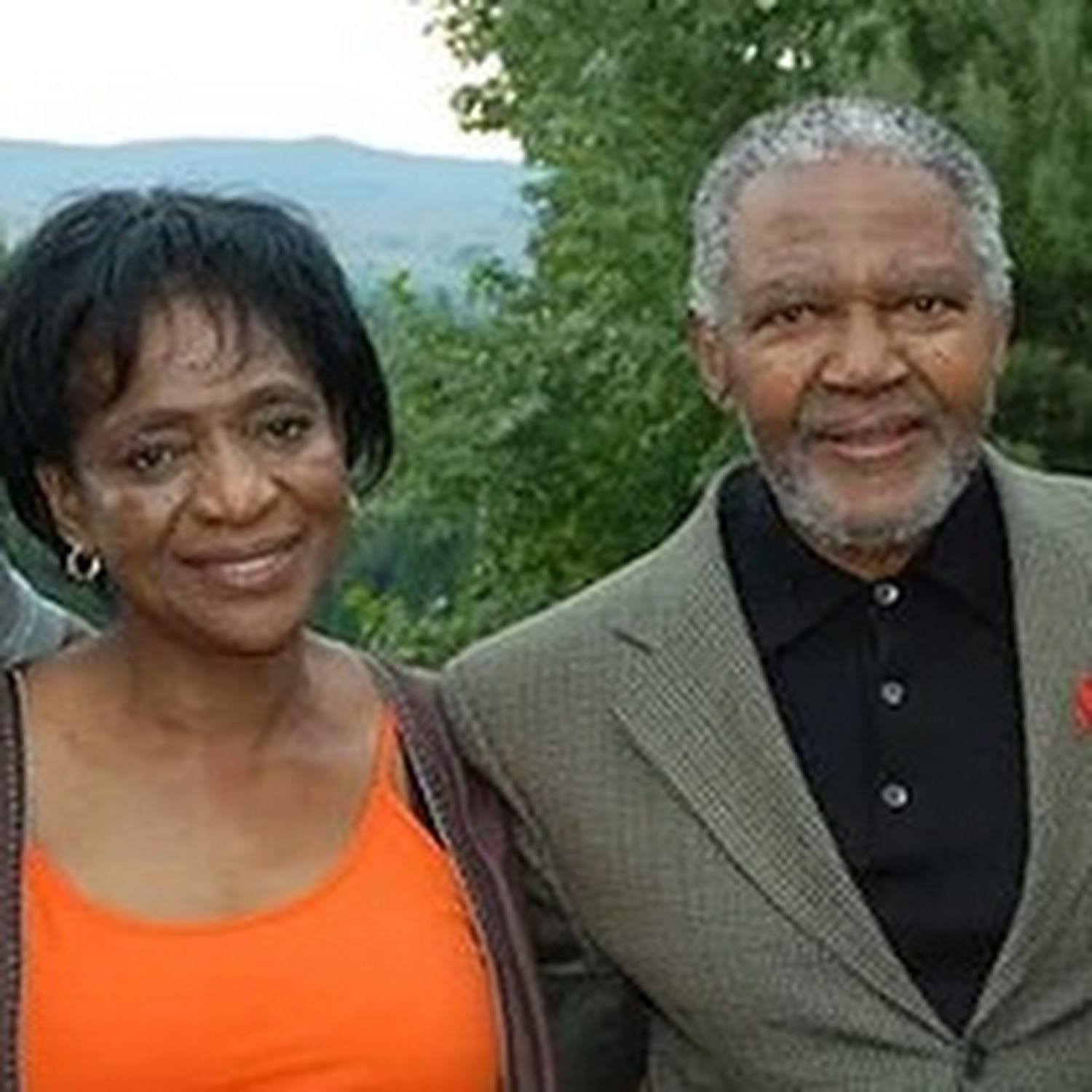 Biography of Dr. Nthato Motlana – Anti-Apartheid Leader and Father of ...